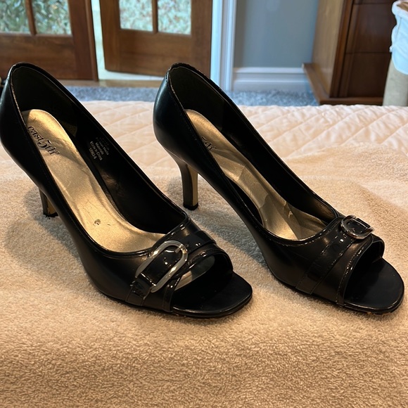 Cast 5th | Shoes | Womens Open Toe Navy Pumps | Poshmark